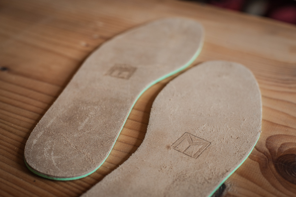 Semelles cuir, pour intérieur de chaussure. robustesse et amorti